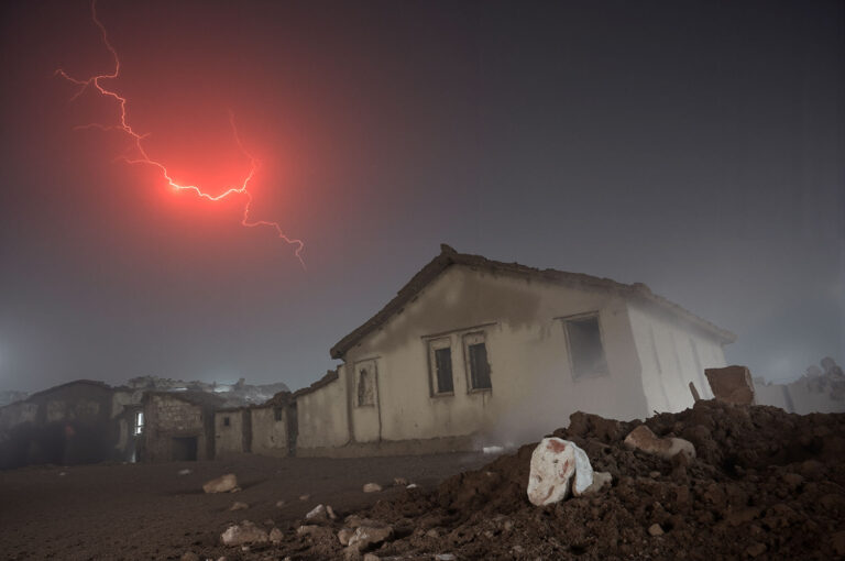 Fotografie + KI + Kunst: Another World – Another Time (Arbeitstitel)